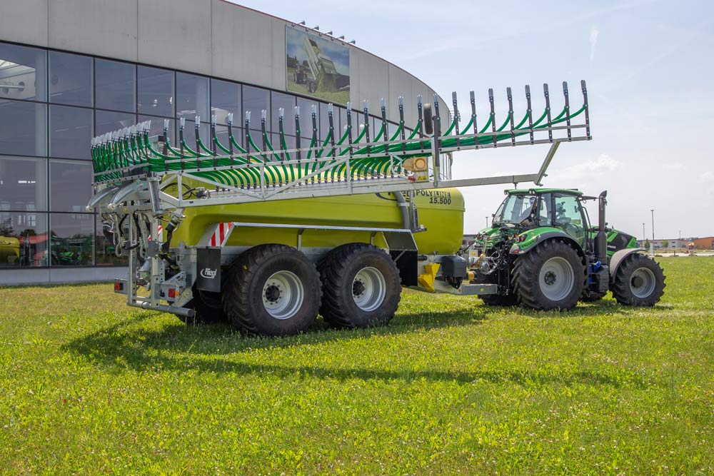 Skate trailing shoe spreader